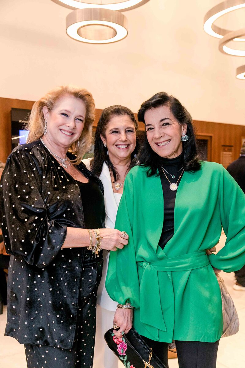 Família Severiano Ribeiro recebe amigos no Cinema Leblon em comemoração ...