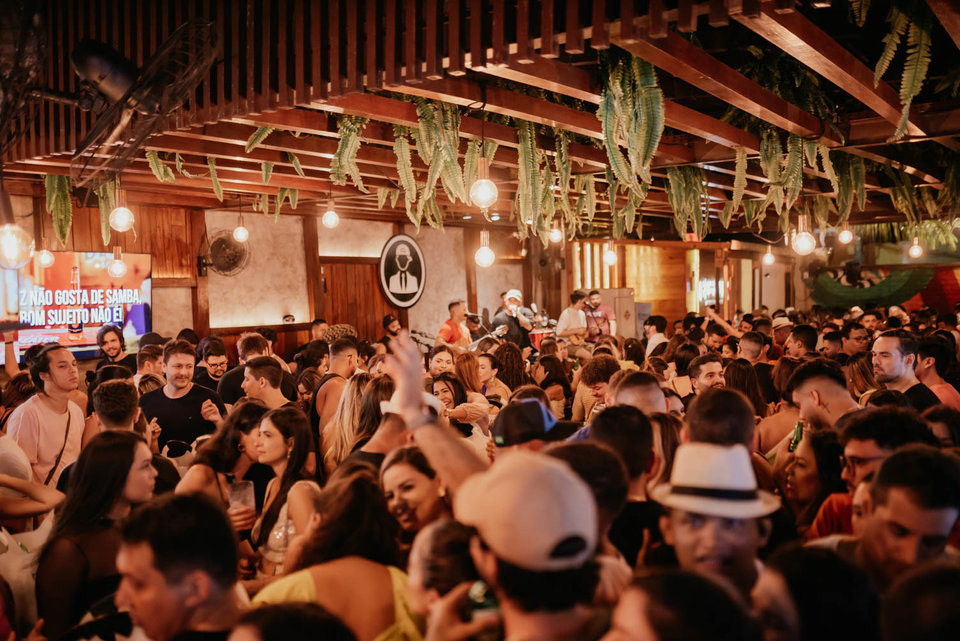 Casas de show do Grupo Austin garantem pagode e clássicos do sertanejo ...