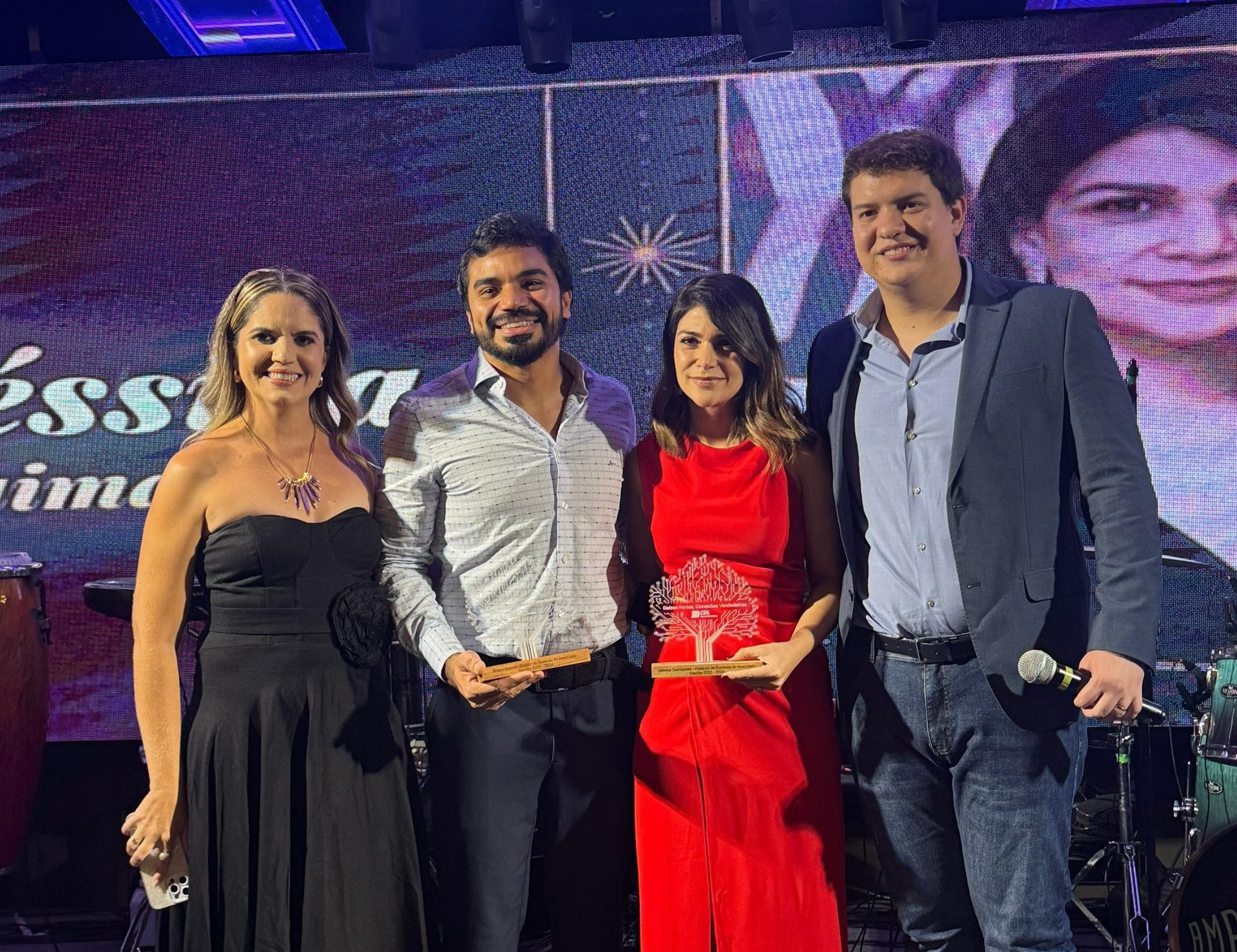 Bosco Nunes recebe Troféu de Reconhecimento da CDL Jovem e assumirá ...